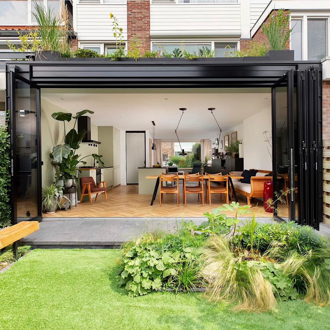 NanaWall | NW Aluminum 640 8 Panel Folding Door System – unbuilt