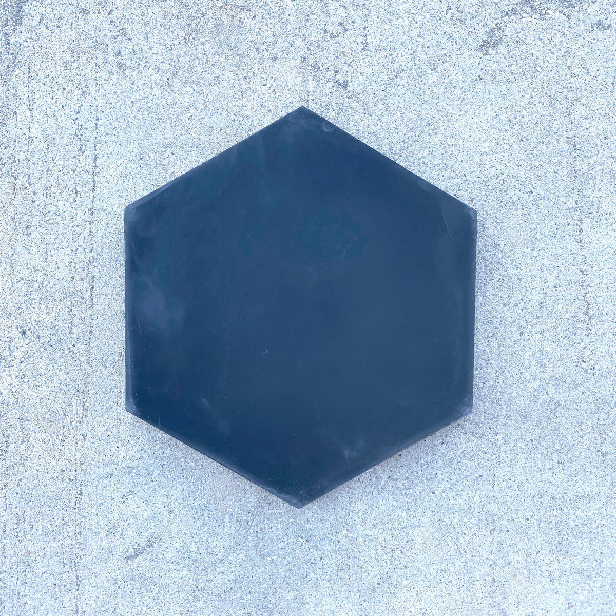 Clé Tile | Black Solid Cement Hex Tile – unbuilt